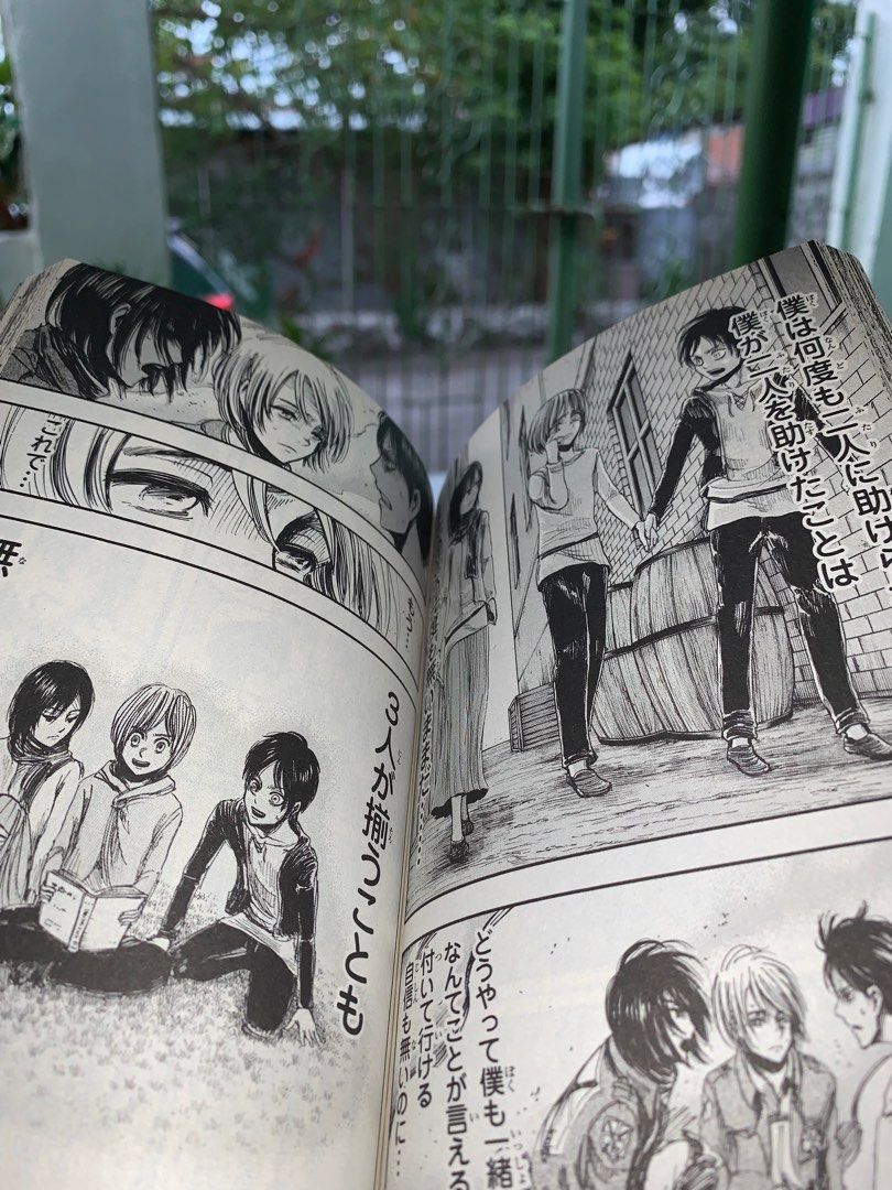 Attack on Titan Manga (volume 3) on Carousell