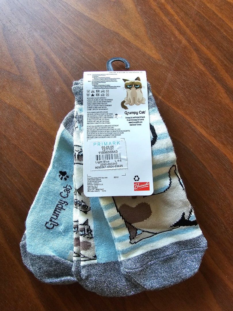 Authentic Grumpy Cat socks, Women's Fashion, Watches & Accessories, Socks & Tights on Carousell