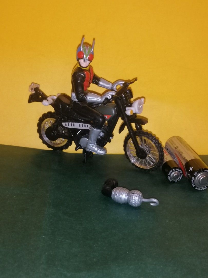 Bandai Kamen Rider Machine Bikes Riderman (motor can steer, figure ...
