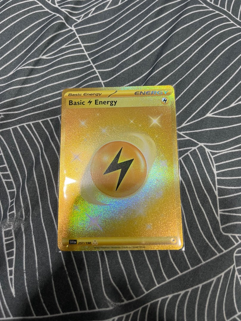 Basic lightning energy, Hobbies & Toys, Toys & Games on Carousell