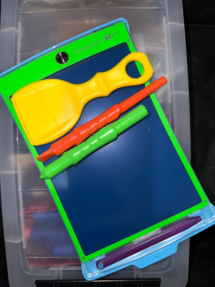 Boogie Board Magic Sketch E-Writer / LCD Notepad, Hobbies & Toys ...