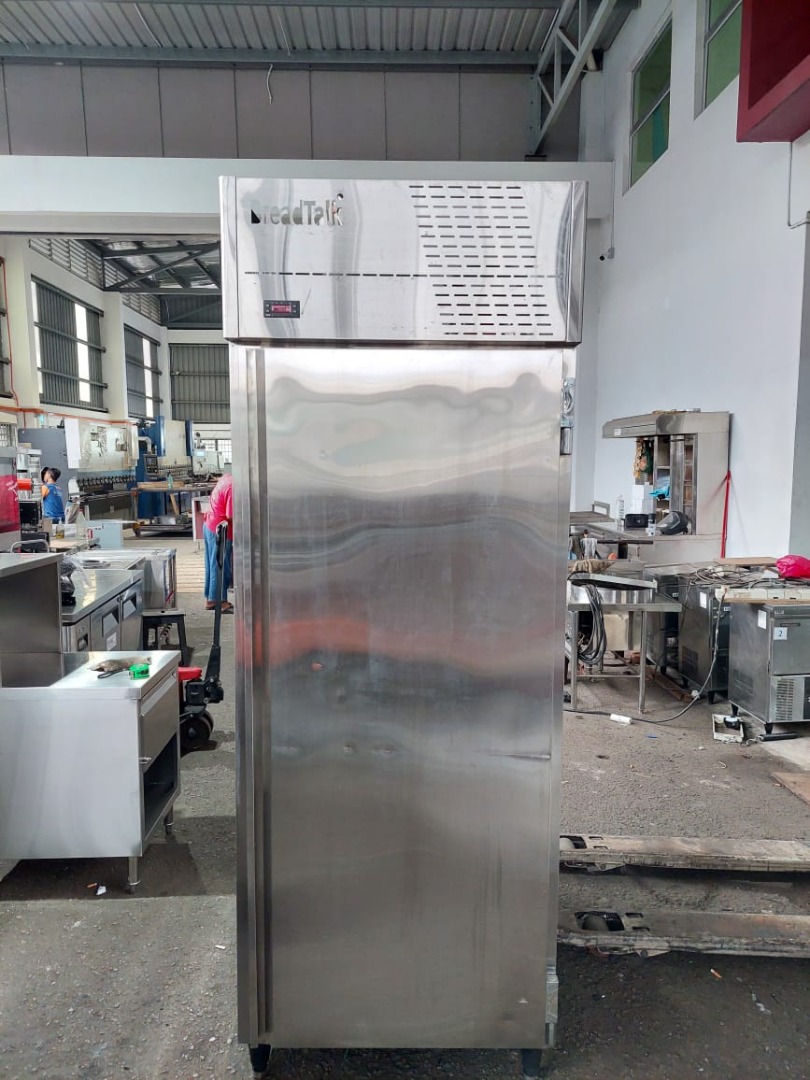 BreadTalk 1 Door Upright Chiller, TV & Home Appliances, Kitchen Appliances, Refrigerators ...