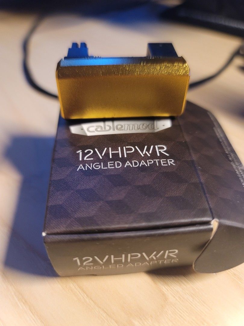 Cablemod 12VHPWR Adapter, Computers & Tech, Parts & Accessories ...