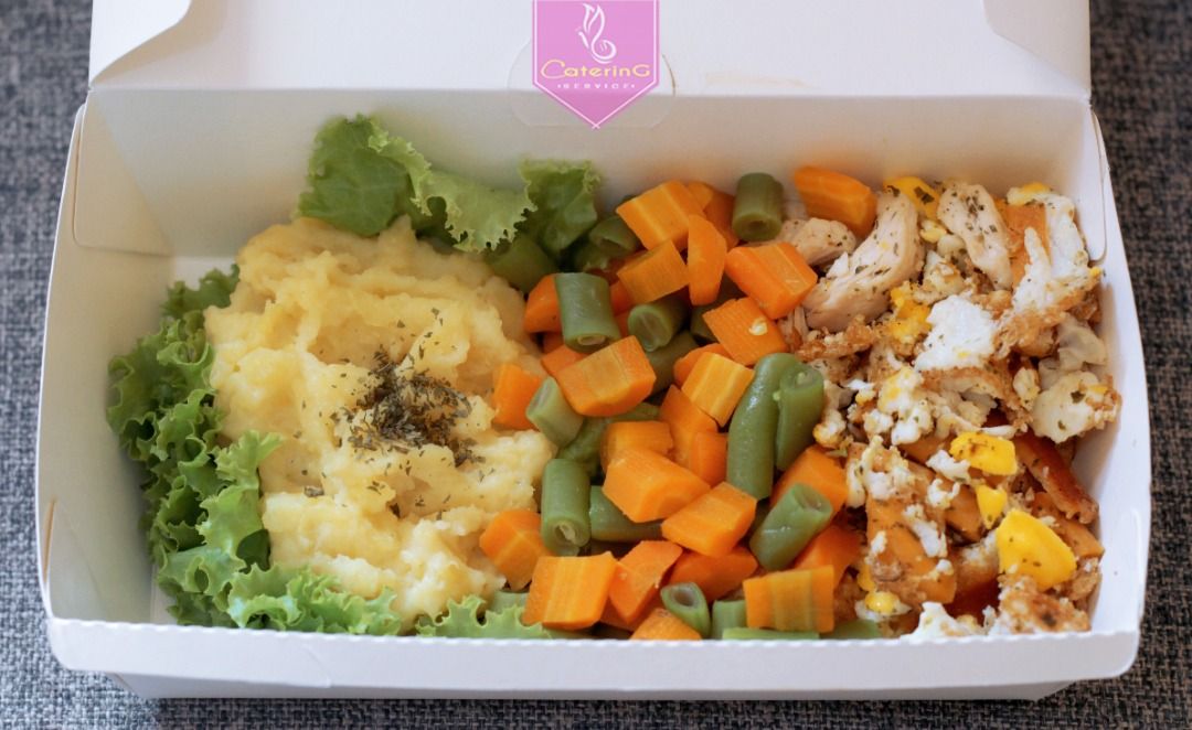 Catering diet Mayo Paket Harian Makan Siang dan Makan Malam / 2 box ...
