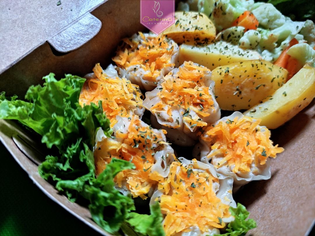 Catering diet Mayo Paket Harian Makan Siang dan Makan Malam / 2 box ...