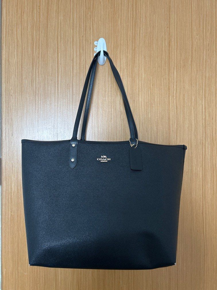 Coach Tote Bag (reversible), Luxury, Bags & Wallets on Carousell