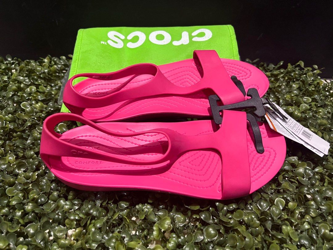 Crocs Serena Sandals for Women W8, Women's Fashion, Footwear, Flats & Sandals on Carousell