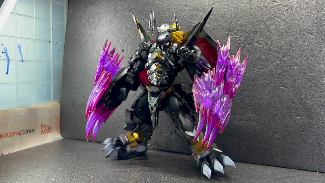 Custom painted Figure Rise Standard Dark Wargreymon, Hobbies & Toys ...