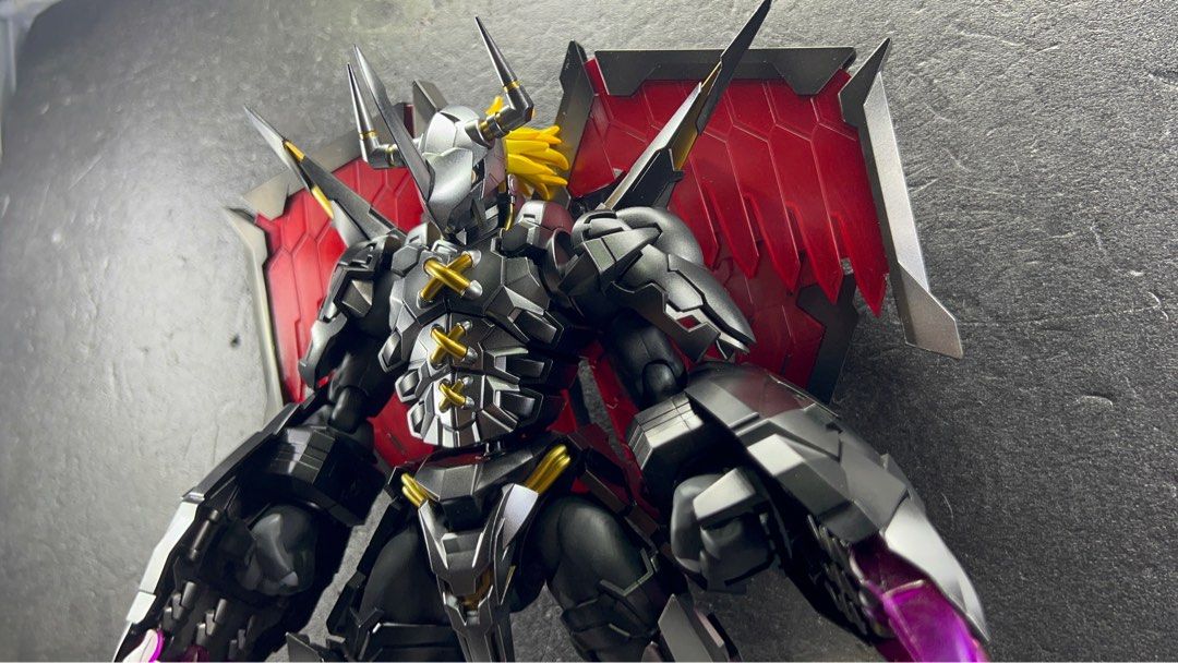 Custom painted Figure Rise Standard Dark Wargreymon, Hobbies & Toys ...