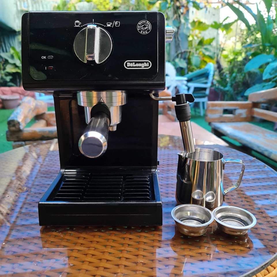 Delonghi espresso machine, TV & Home Appliances, Kitchen Appliances ...