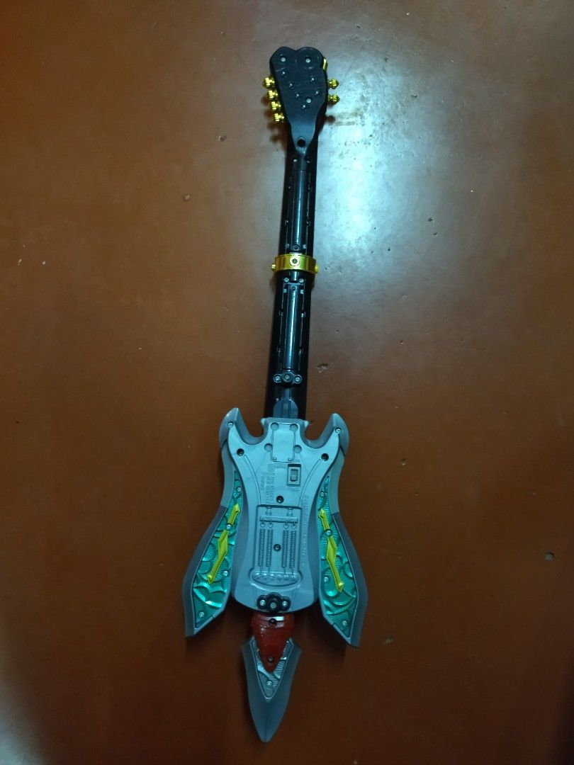 DX MAKOTSU GUITAR KAMEN RIDER HIBIKI DX MAKOTSU GUITAR, Hobbies & Toys ...