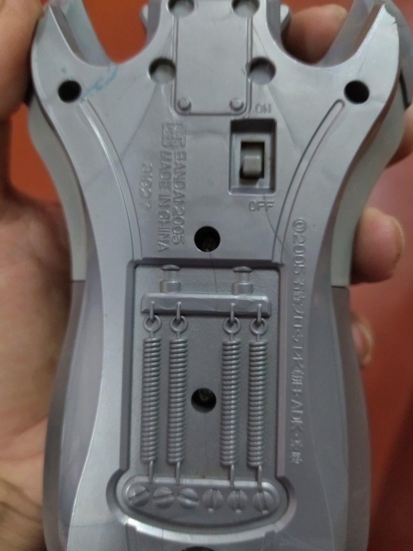 DX MAKOTSU GUITAR KAMEN RIDER HIBIKI DX MAKOTSU GUITAR, Hobbies & Toys ...