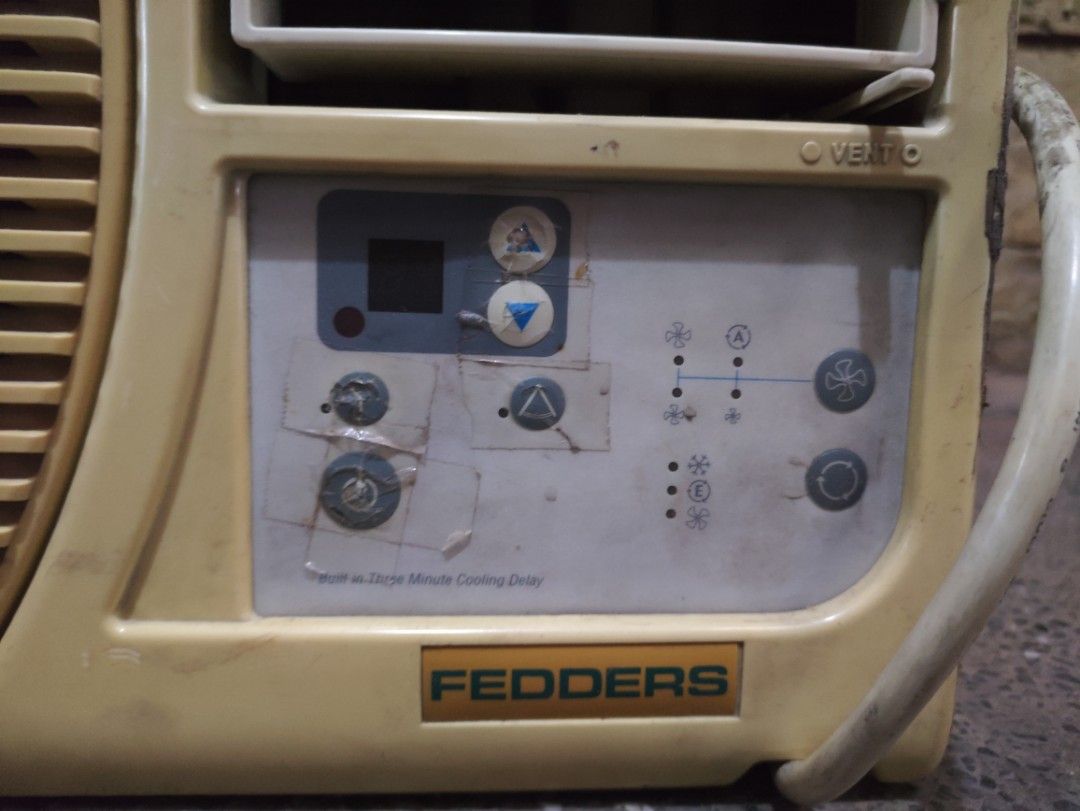 Fedders window type Aircon 1hp, TV & Home Appliances, Air Conditioning ...