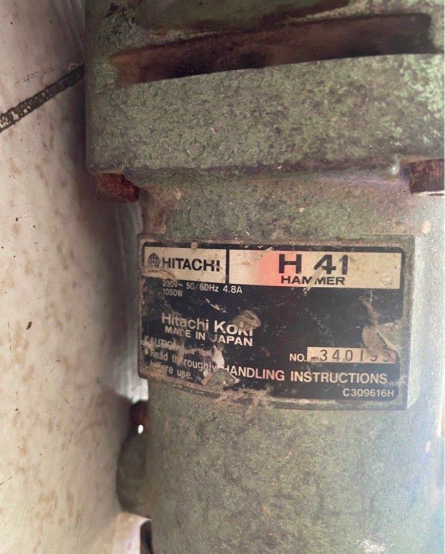 Hitachi concrete demolition hacking machine H41 Hammer, Furniture ...