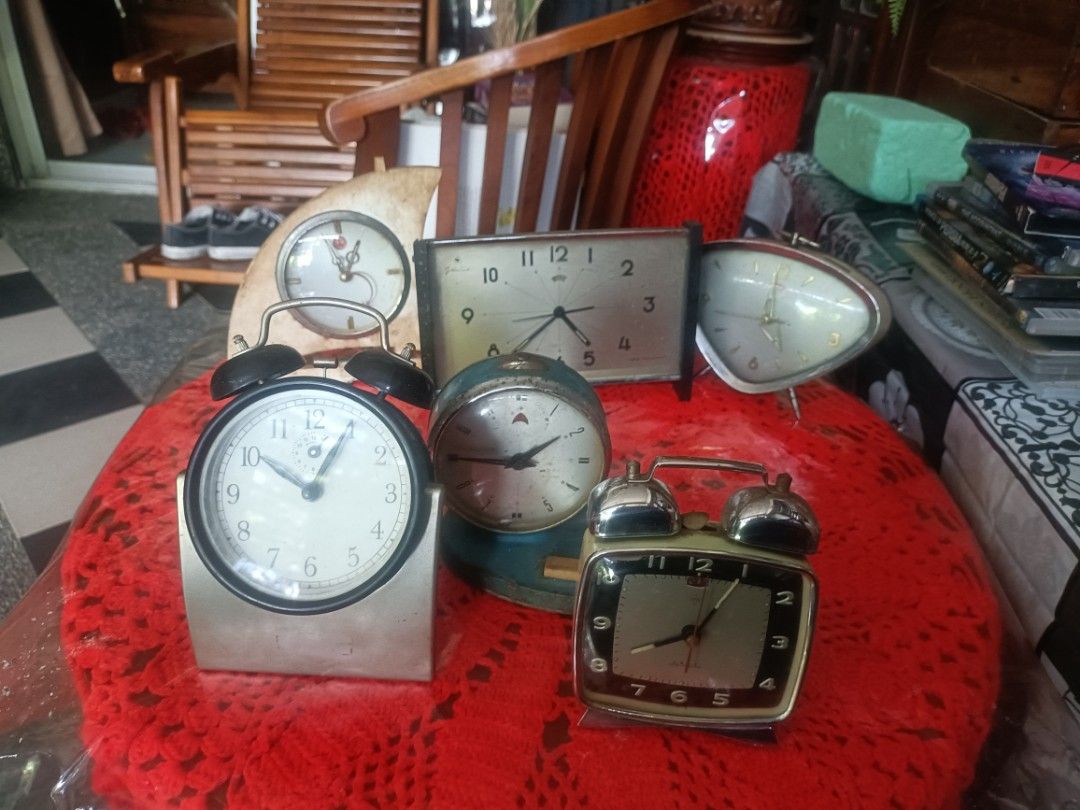 Jam lama.., Hobbies & Toys, Collectibles & Memorabilia, Vintage ...