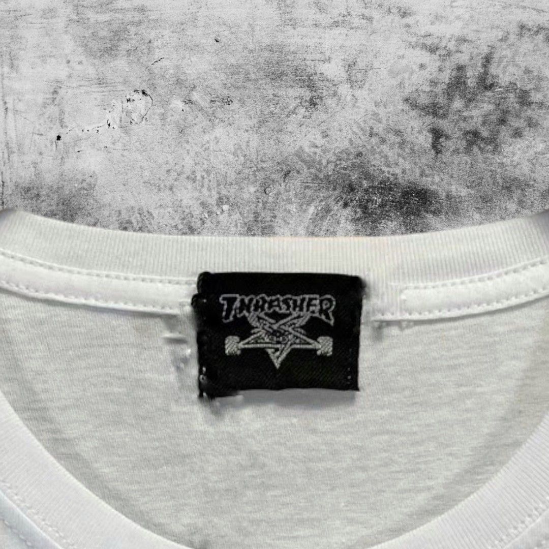 Kaos Thrasher Flames Logo Putih, Fesyen Pria, Pakaian , Atasan di Carousell