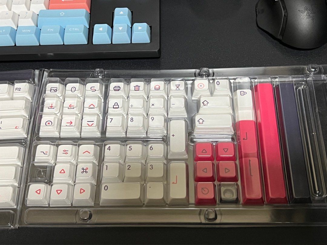 Keycaps XDA White Kon Momo Clones, Computers & Tech, Parts ...