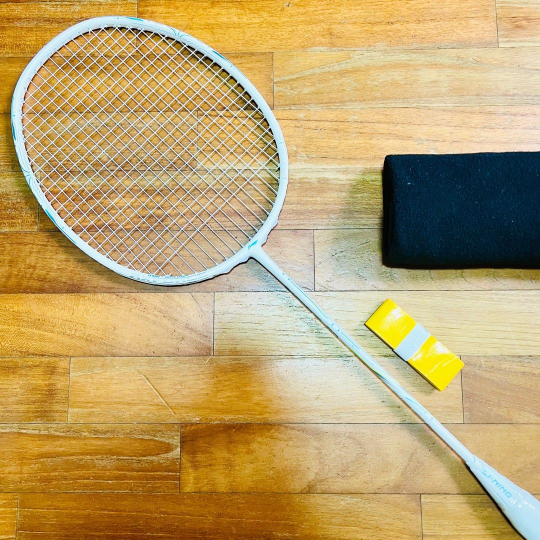 [Jun Bundle] Brand New Li Ning Axforce 60 5U Badminton Racket strung ...