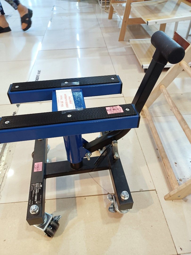 motorbike lift stand torque, Furniture & Home Living, Home Improvement ...
