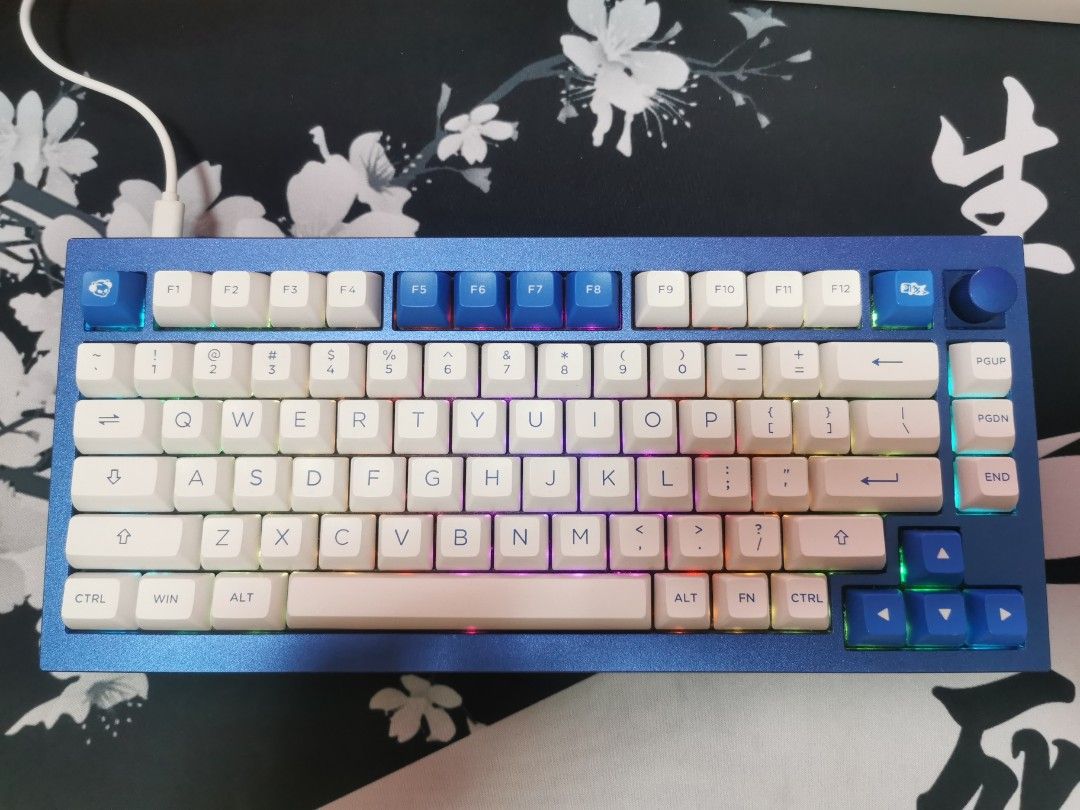 Navy blue keychron Q1 knob verison, Computers & Tech, Parts ...