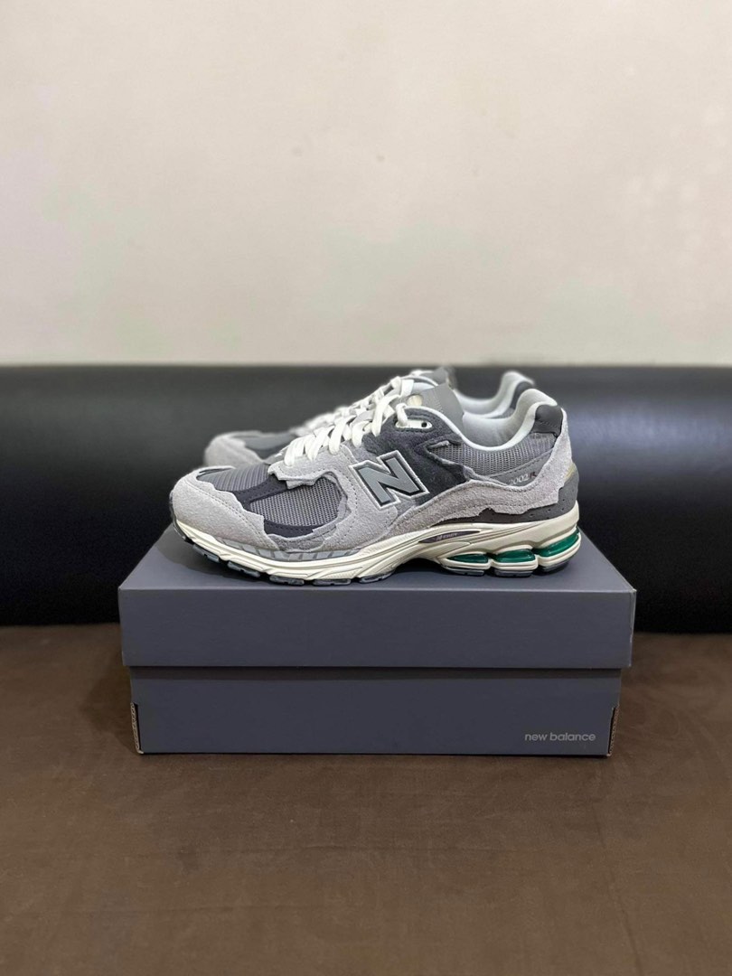 New Balance 2002R protection pack raincloud (8.5), Men's Fashion ...