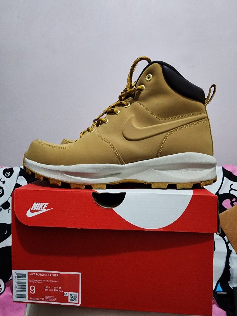 Nike Boots or Nike Manoa Size US 9 Mens, Men's Fashion, Footwear, Boots ...