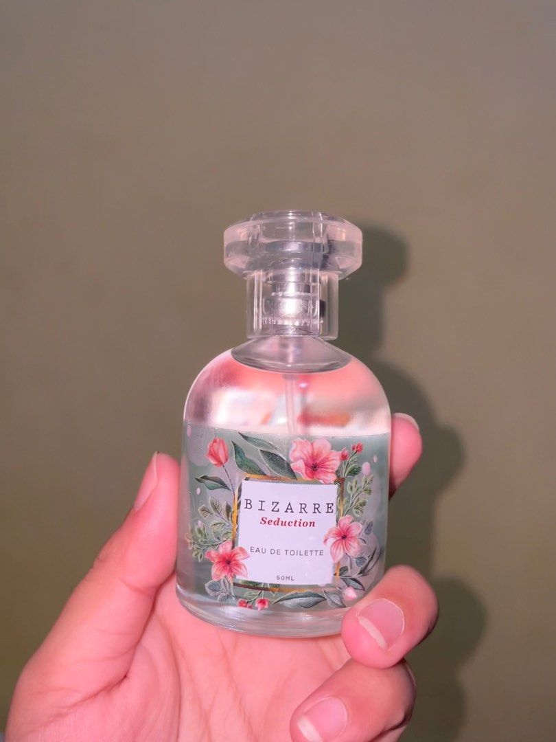 Parfum Bizarre Eau de toilette 50ml, Kesehatan & Kecantikan, Parfum ...