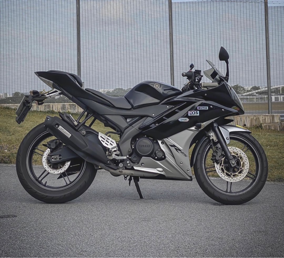 R15 V2 (Renewable COE), Motorcycles, Motorcycles for Sale, Class 2B on Carousell