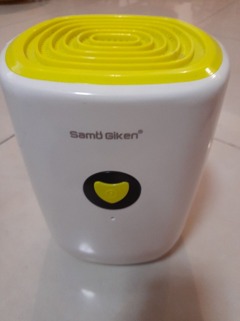 Samu Giken Air Dehumidifier, TV & Home Appliances, Air Purifiers & Dehumidifiers on Carousell