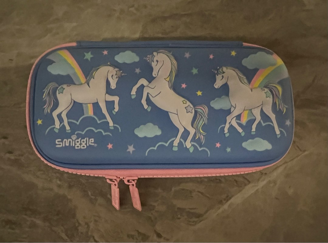Smiggle Small Hardtop Pencil Case (Brand New), Hobbies & Toys ...
