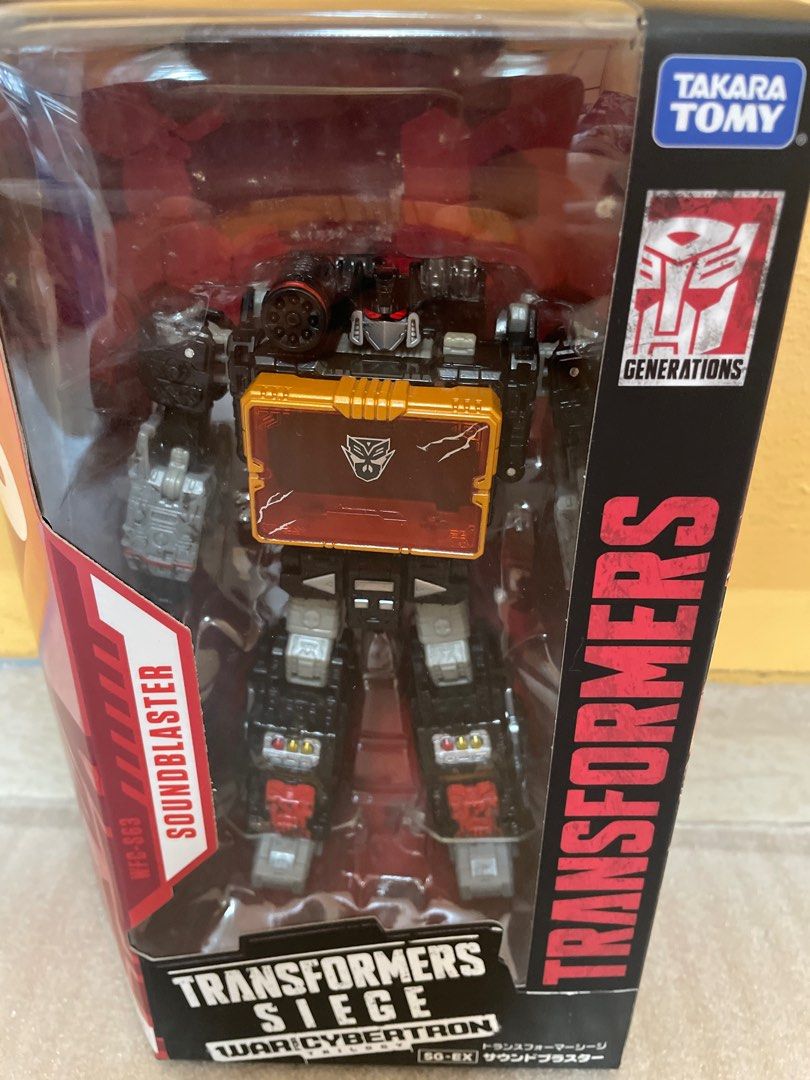 TakaraTomy - Transformers Siege Soundblaster SG-EX (War for Cybertron ; Legacy - Autobot Blaster ...