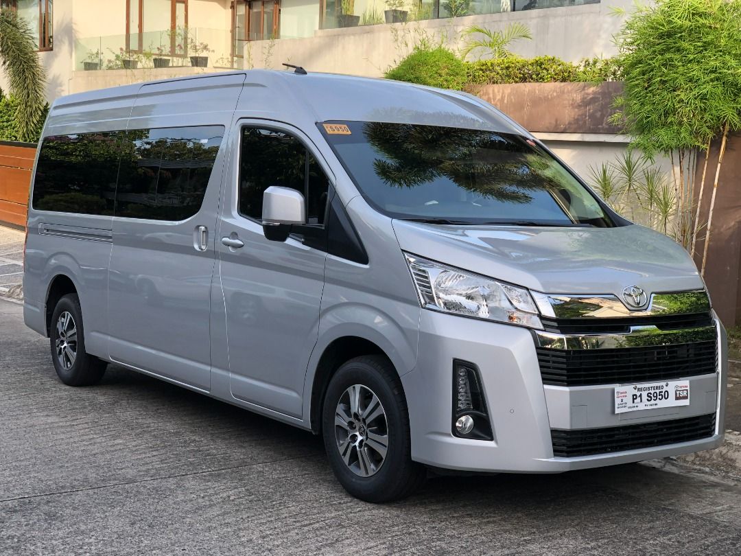 Toyota 7 seater combi / 13 seater combi / Airport Transfer (Pickup Drop ...