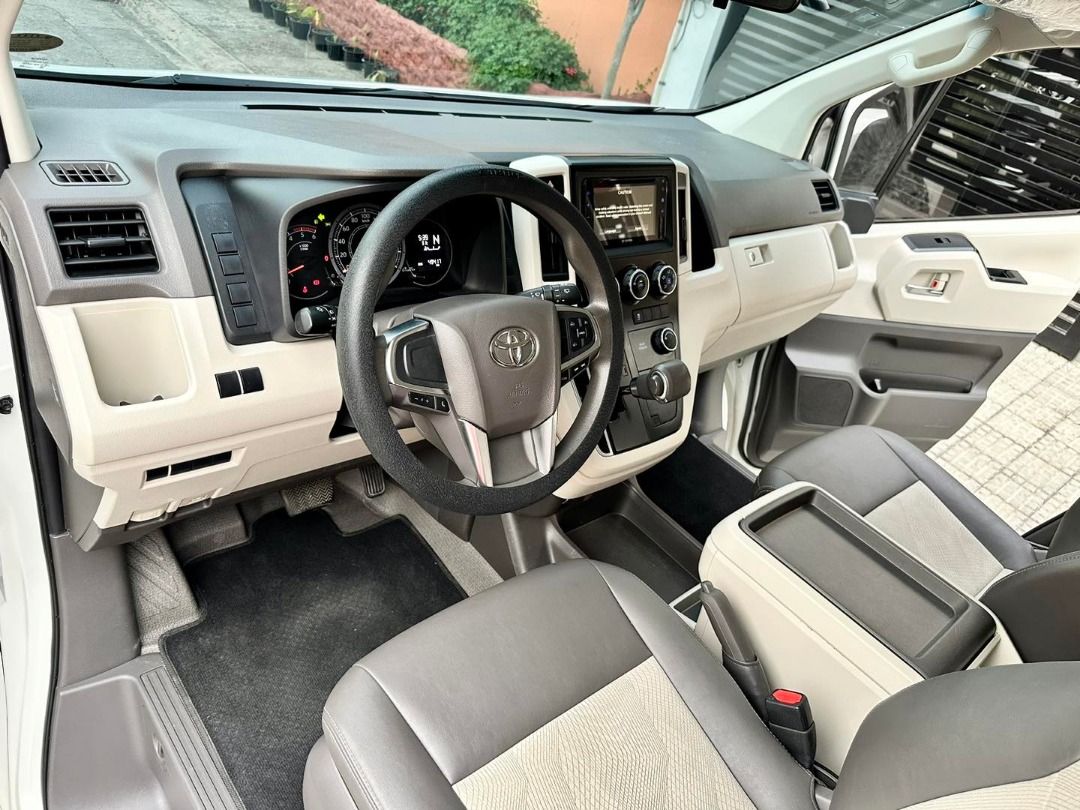Toyota Hiace GL Grandia 2.8 Auto, Cars for Sale, Used Cars on Carousell
