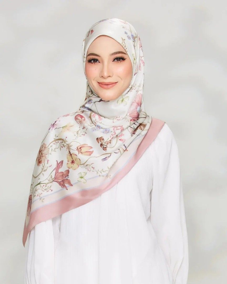 TR Jannah - Ibu Blush, Women's Fashion, Muslimah Fashion, Hijabs on ...