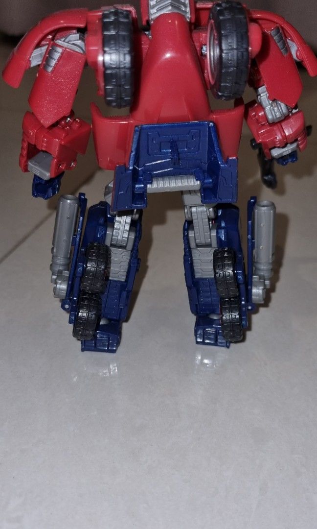 Transformers generations WFC optimus prime, Hobbies & Toys, Toys ...