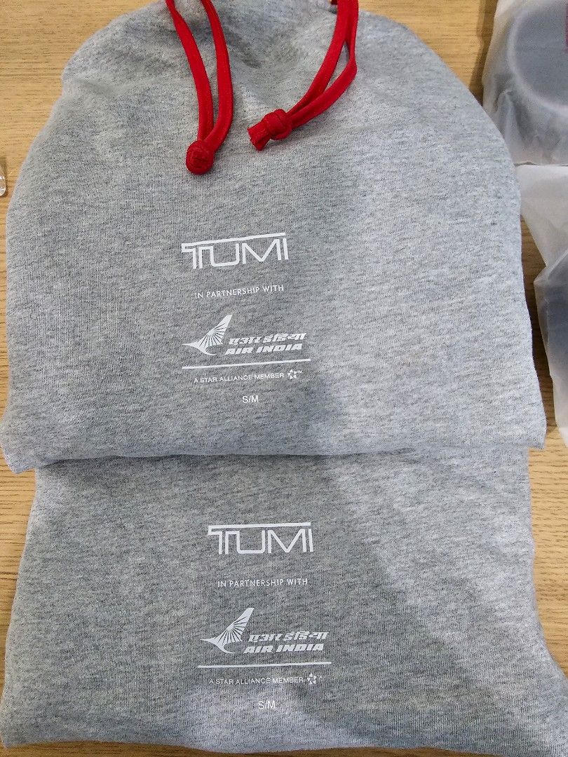 TUMI Amenity Kit and Pyjamas Set on Carousell
