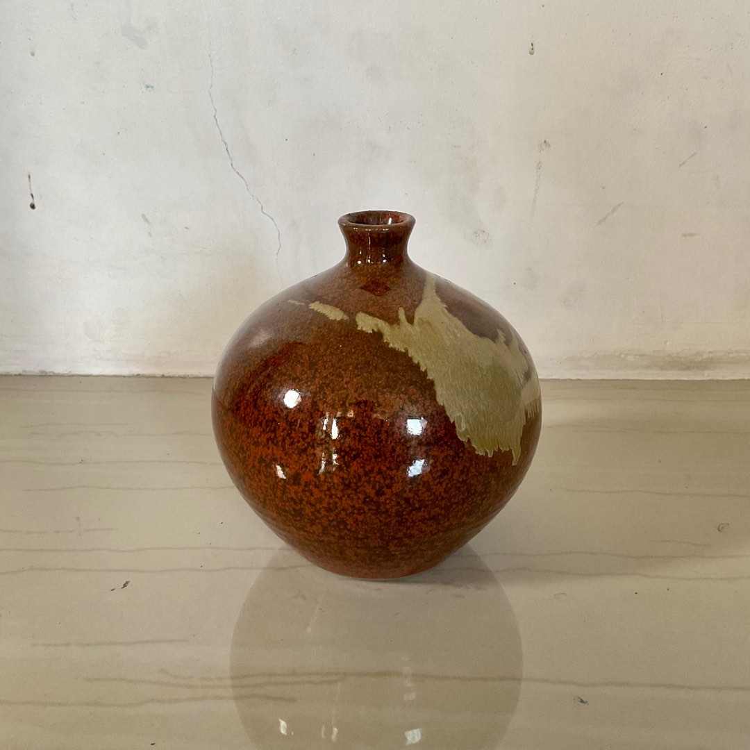 Turnip shaped vase on Carousell