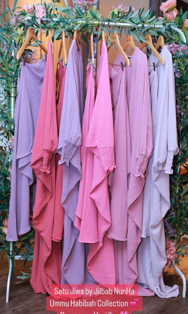Ummu Habibah Neelofa Womens Fashion Muslimah Fashion Kaftans And Jubahs On Carousell