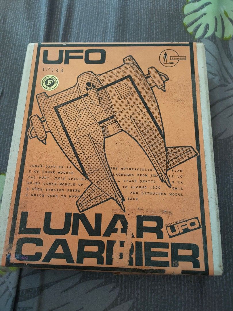 Vintage Unassembled LARK Mysterious Disk UFO / Luna Carrier Luna Module ...
