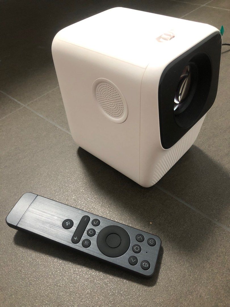 WANBO Portable Projector T2 Max, TV & Home Appliances, TV ...