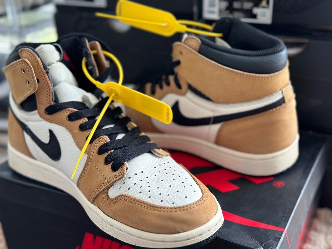 WTS air Jordan 1 high ROTY, Men's Fashion, Footwear, Sneakers on Carousell