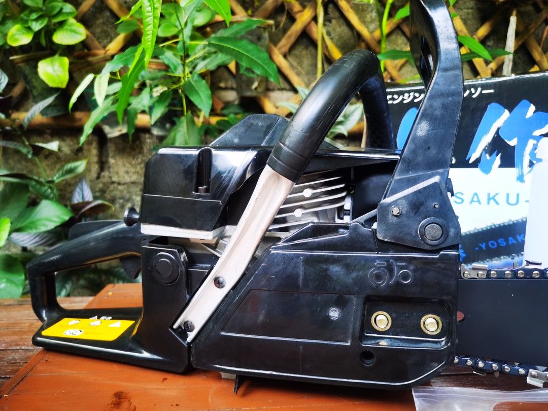 Yosaku Japan chainsaw, Commercial & Industrial, Construction Tools ...