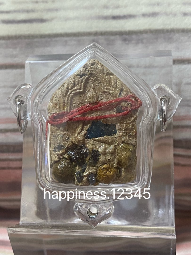 龍婆馬甩 2563 滴金坤平一期 頂級版本 只製作30尊, 興趣及遊戲, 收藏品及紀念品, 宗教物品 - Carousell