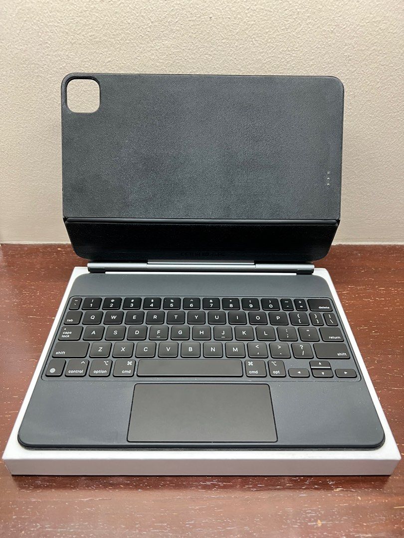 Apple iPad Magic Keyboard 11 Inch, Computers & Tech, Parts ...