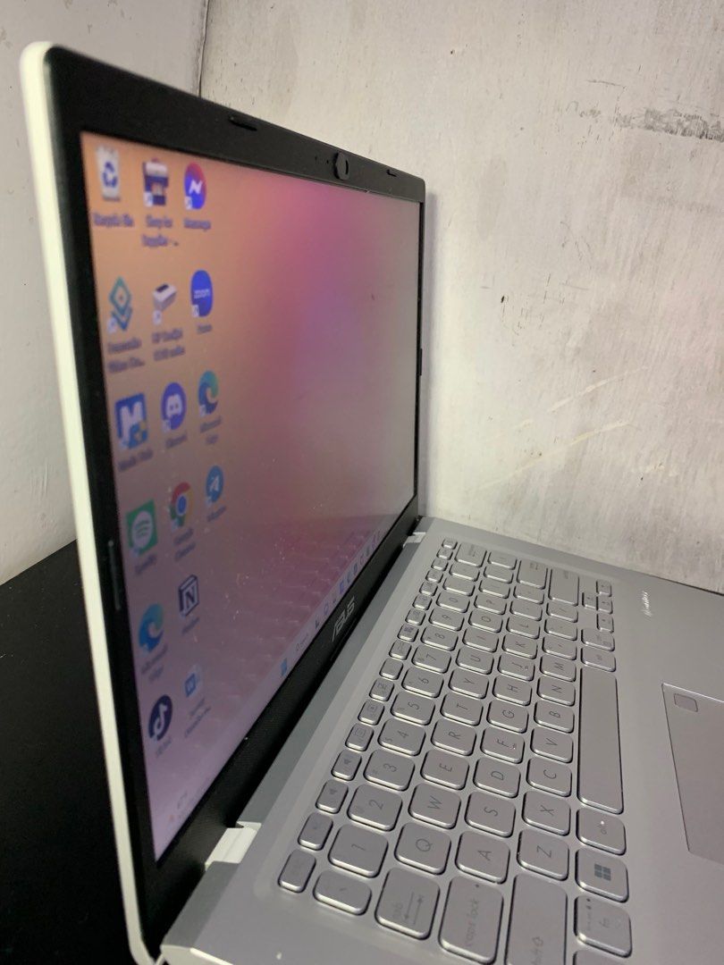 Asus Notebook iCore3, Computers & Tech, Laptops & Notebooks on Carousell