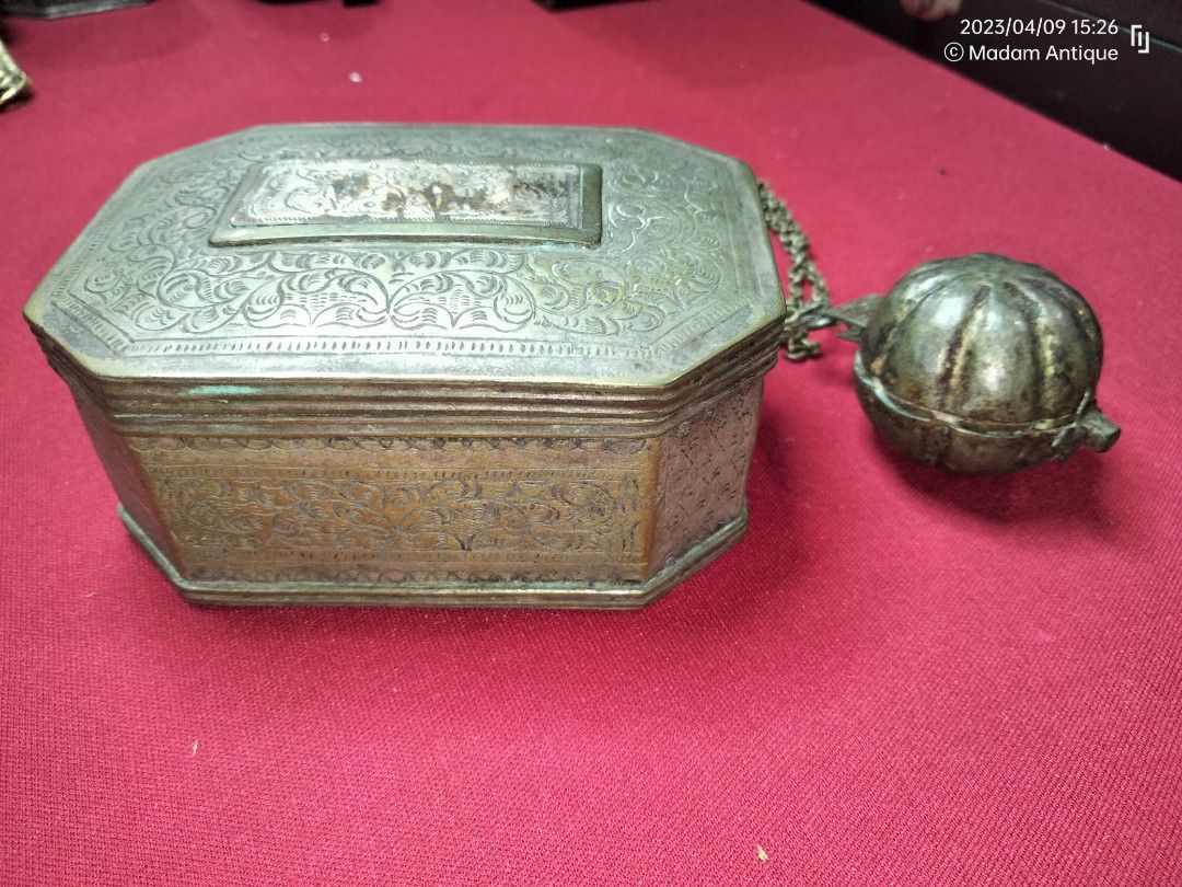 Celepa Perak Lama (segi 4 Saiz besar), Hobbies & Toys, Collectibles ...