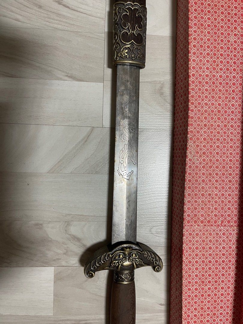 Chinese Display sword/ replica sword, Hobbies & Toys, Memorabilia ...
