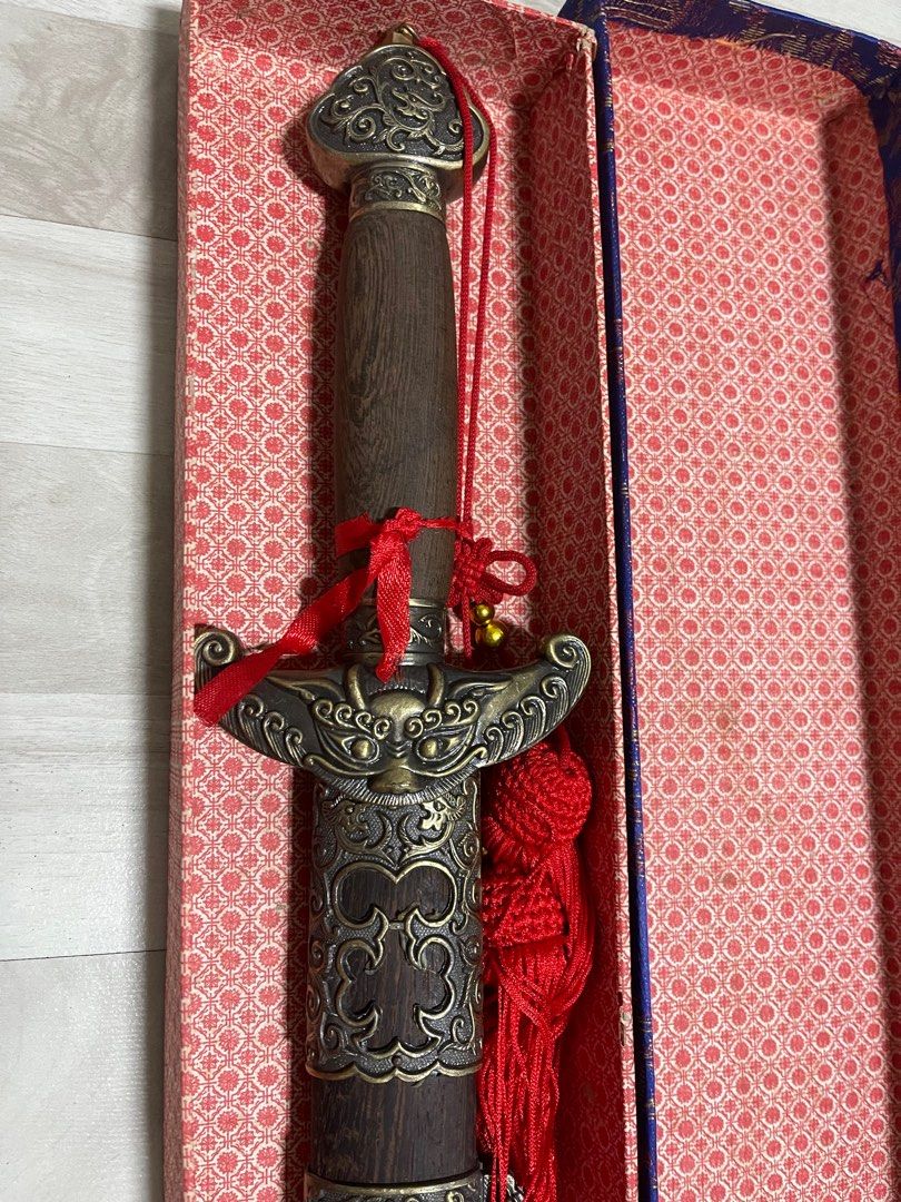 Chinese Display sword/ replica sword, Hobbies & Toys, Memorabilia ...