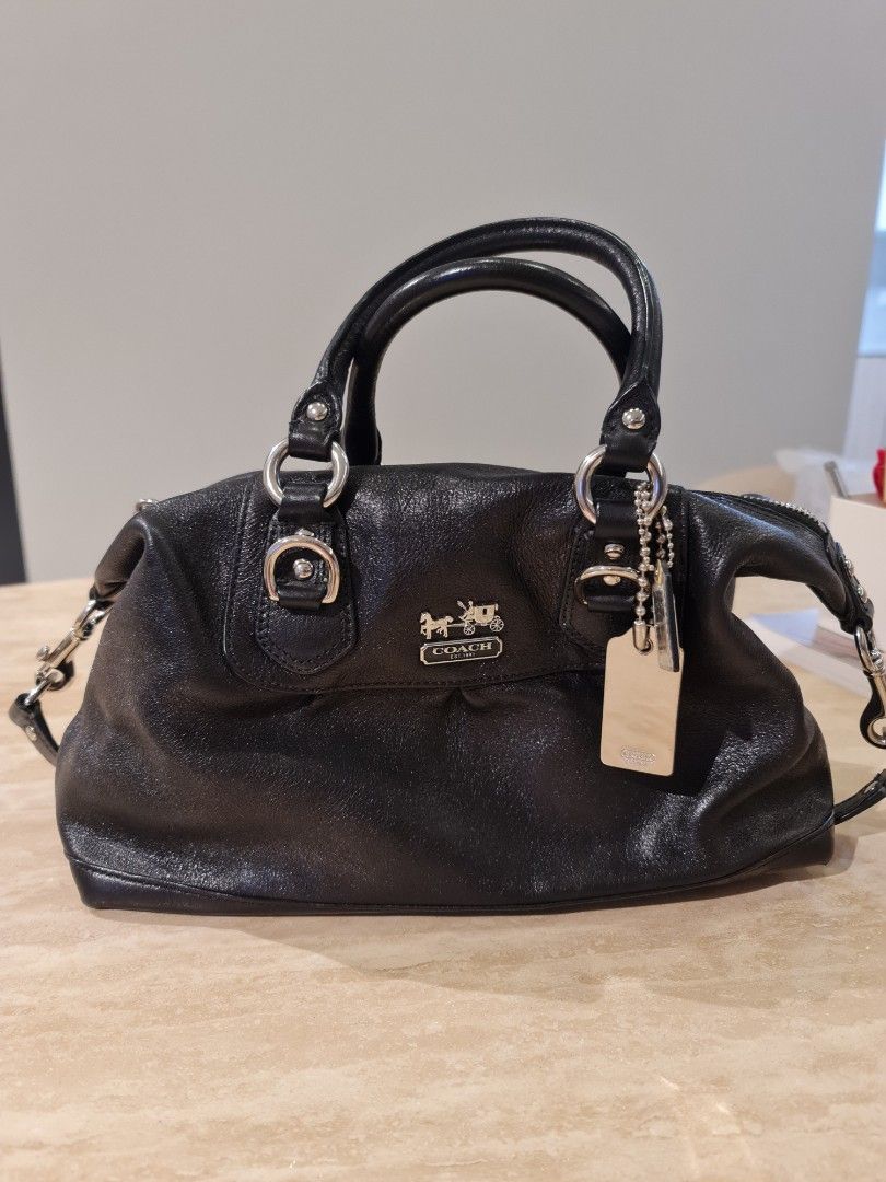 Coach black leather 2 way bag, Women's Fashion, Bags & Wallets ...