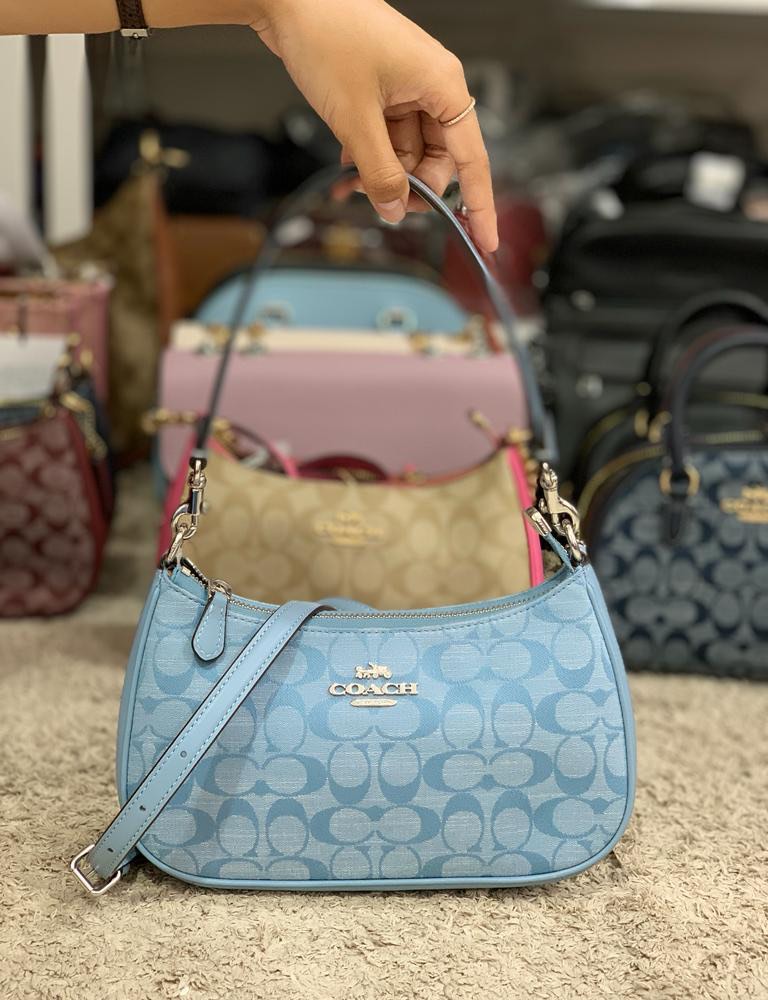 COACH Teri Light Blue Denim Signature Canvas Silver Leather Shoulder Bag, Barang Mewah, Tas ...